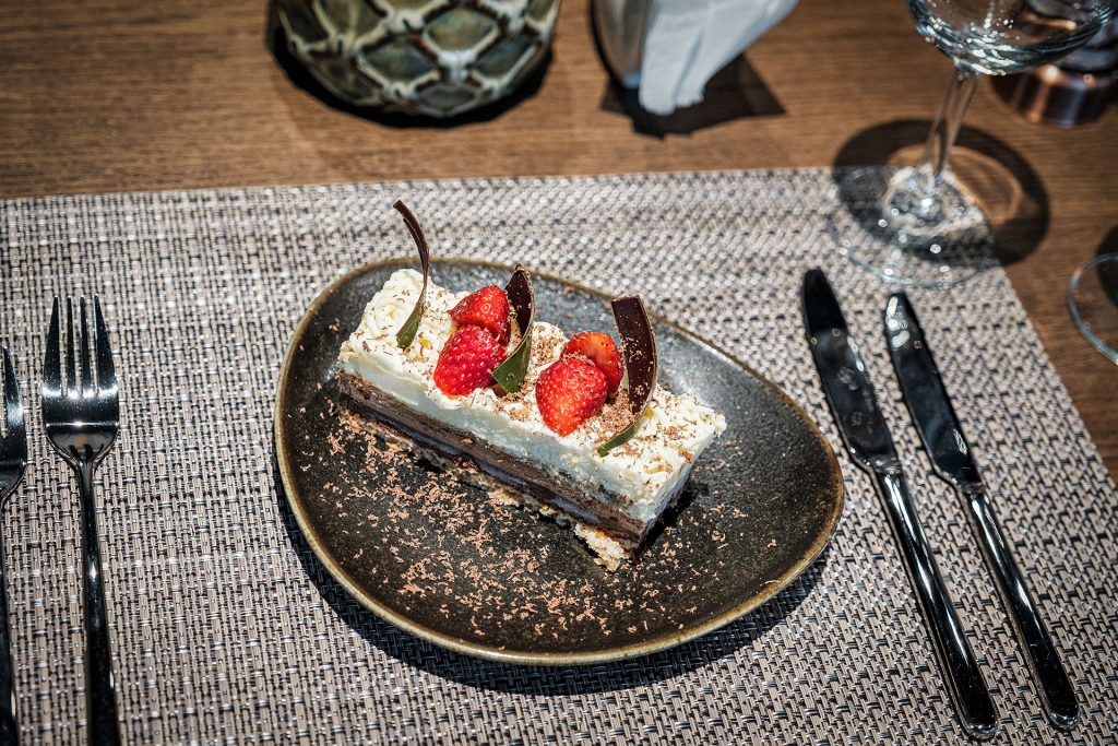 Noble restaurant - Voya Beach Resort